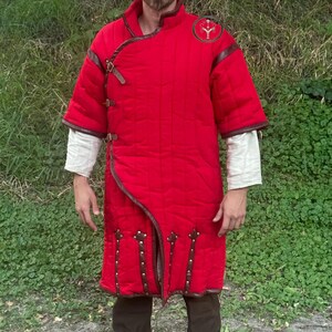 Medieval Padded Gambeson With Detachable Sleeves: SCA LARP Costume - Etsy