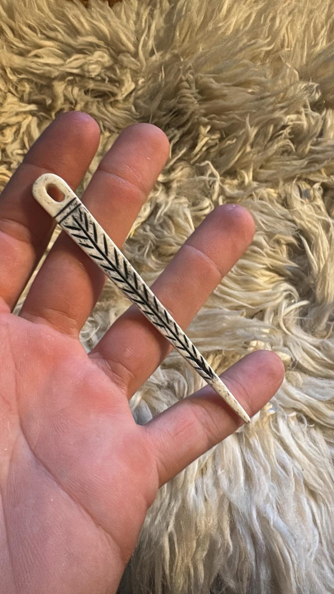 Antique Style Bone Nalbinding Needle: Viking Weaving, Red or Black - Etsy