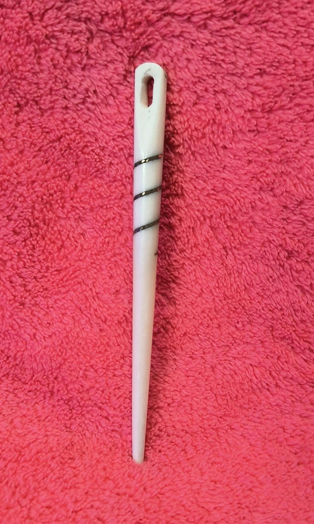 Handmade Bone Nalbinding Needle With Brass Spiral - Etsy