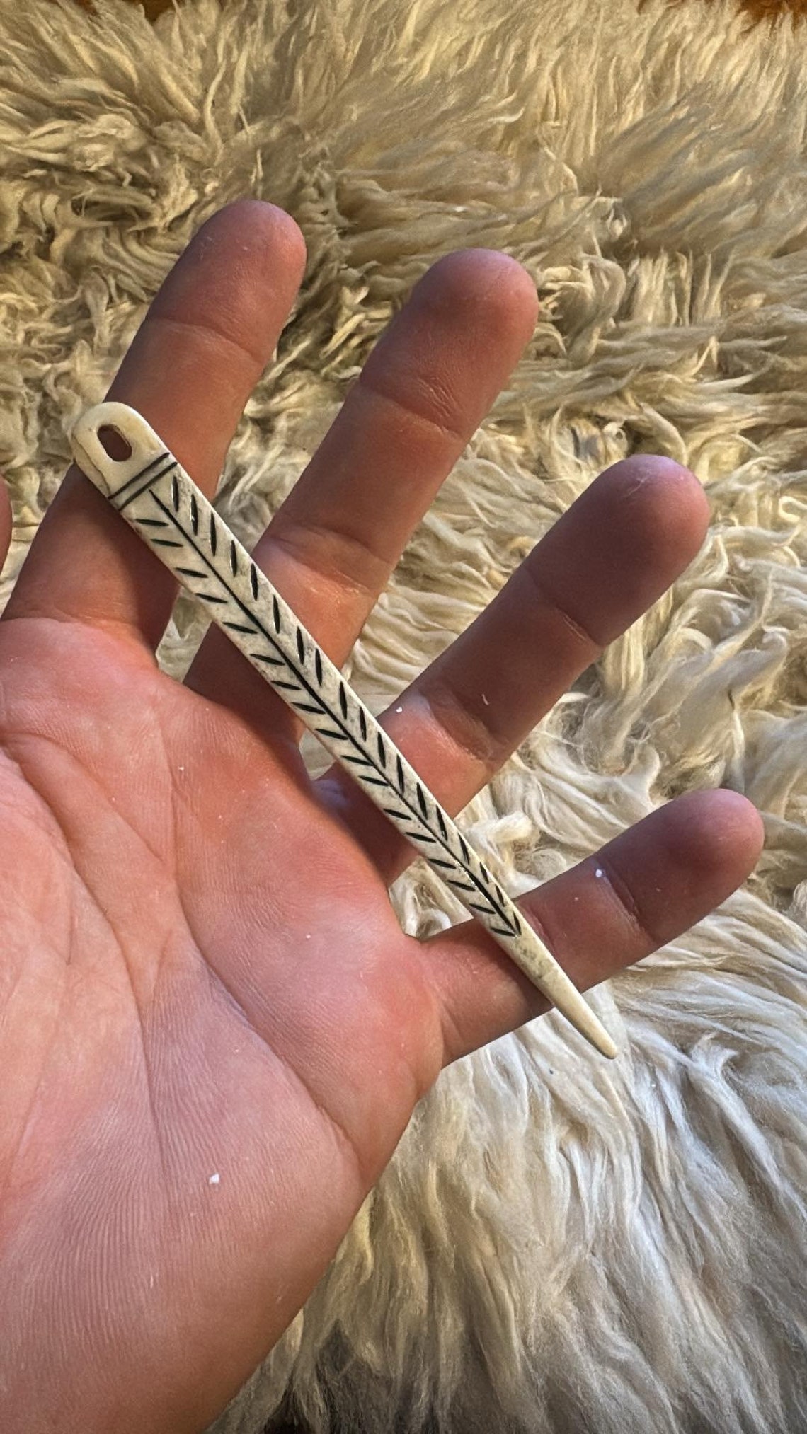 Antique Style Bone Nalbinding Needle: Viking Weaving, Red or Black - Etsy