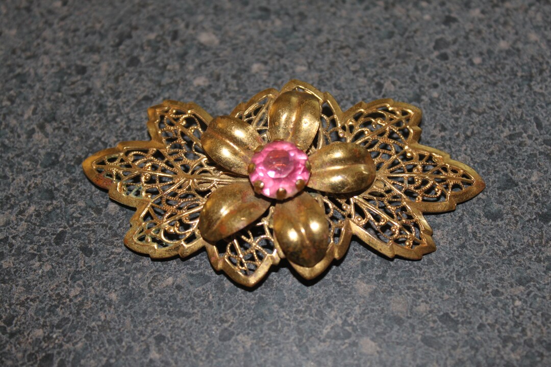Large Brass Victorian Pink Brooch - Etsy