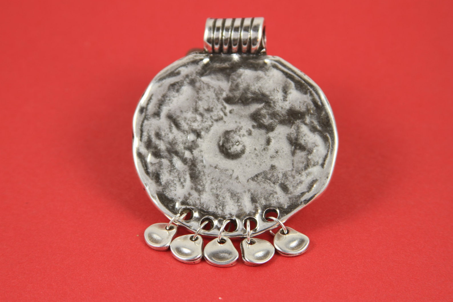 0065>>made in EUROPE Zamak Large Pendant, Large Round Pendant With ...
