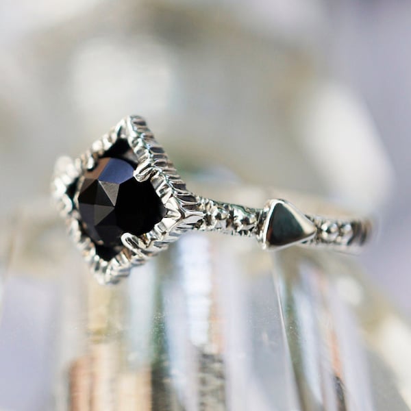 Black Stone Engagement Ring - Etsy