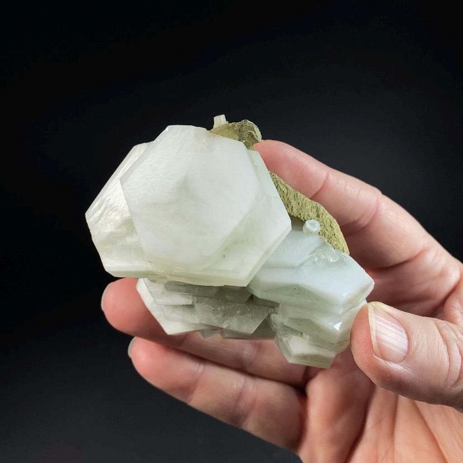 Fluorescent Hexagonal Sandwich Calcite Crystal Cluster - Etsy