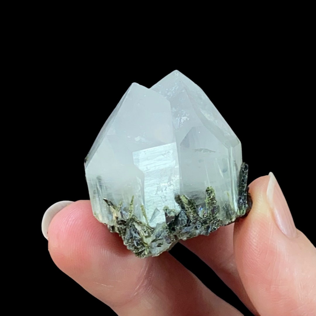 Trigonal Habit Twin Quartz Crystal Cluster With Byssolite Inclusions ...