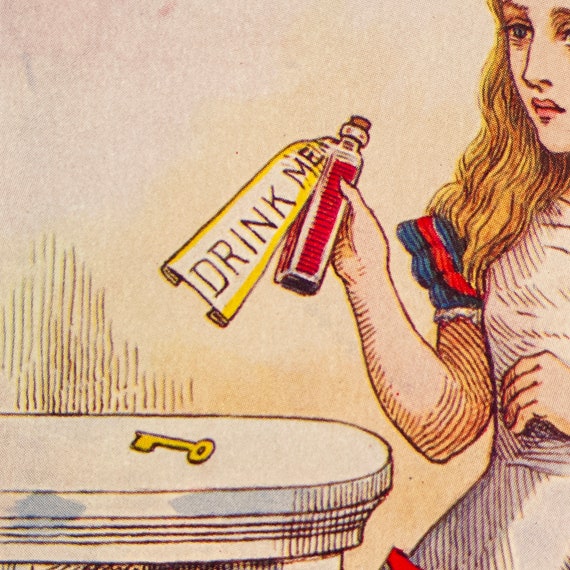 Alice In Wonderland Originele Illustraties Drink Me 150 Years Of Alice