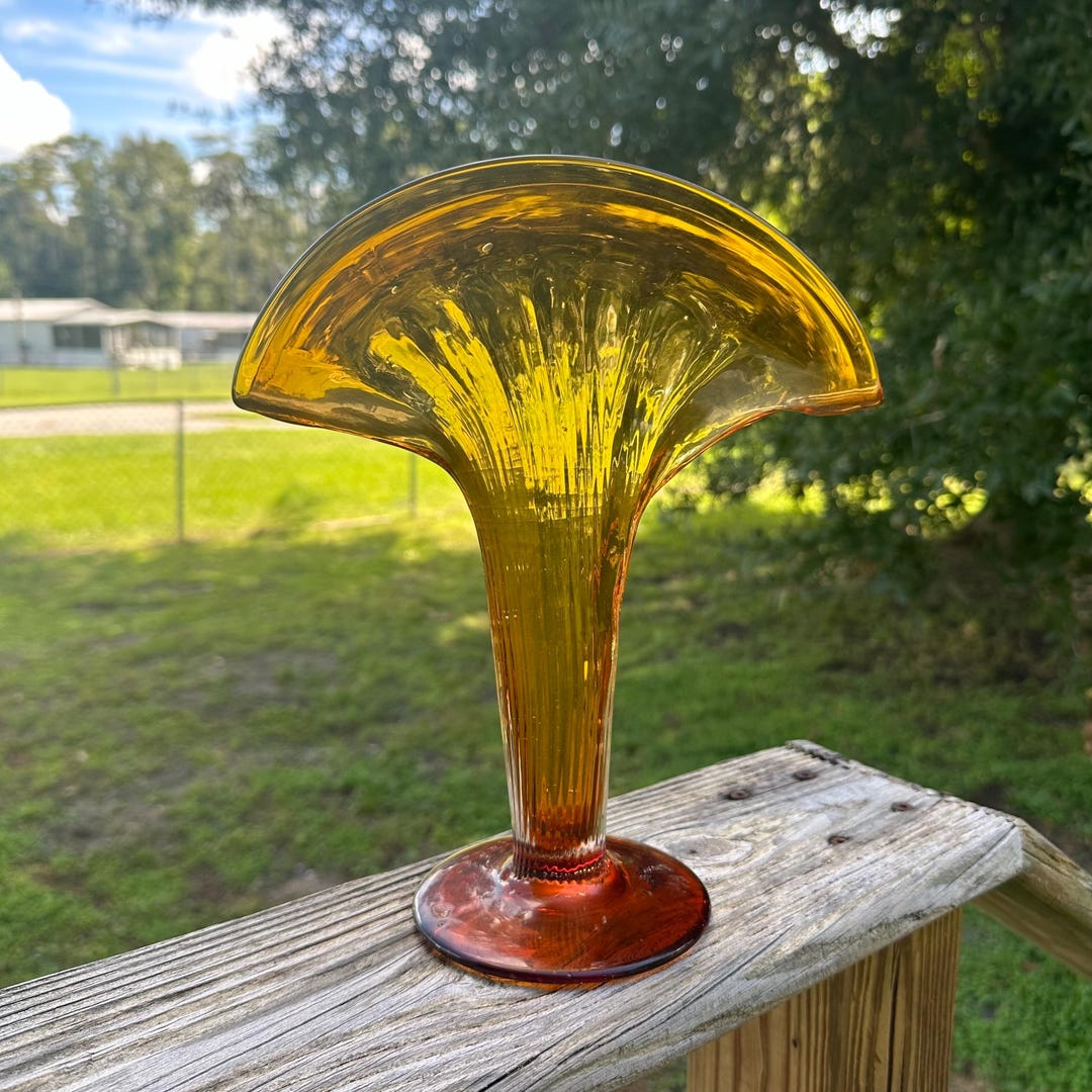 Dark Amber Blenko Fan Vase - Etsy