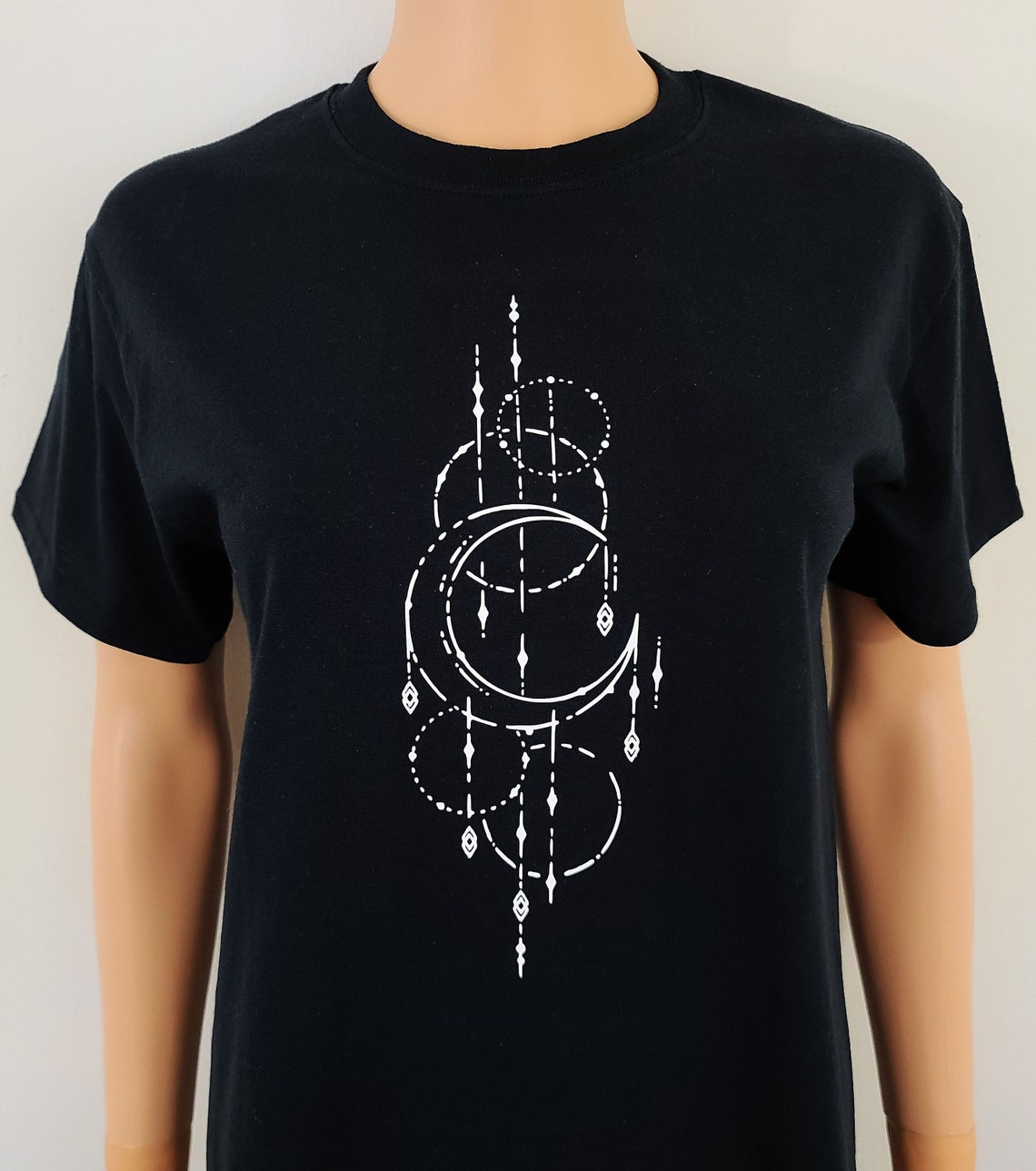 Moon Line Art T Shirt / Moon Phases Shirt / Crescent Moon Top - Etsy