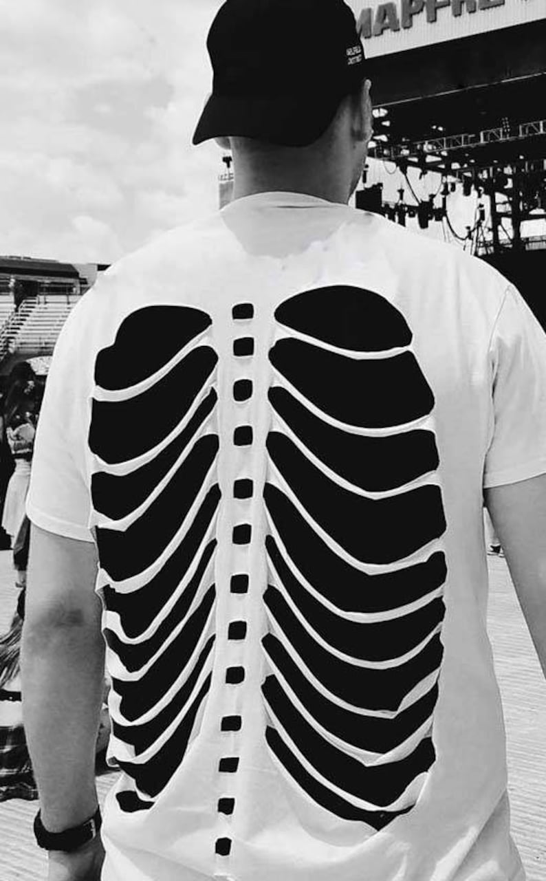 Rib Cage Cut Out Shirt / Pastel Goth Halloween Ribcage Cutout - Etsy