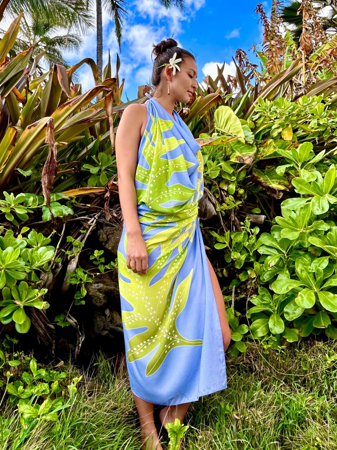 PLUMERIA SUN LAWAE Hawaiian Fern Periwinkle Full Size Eco Pareo Beach ...