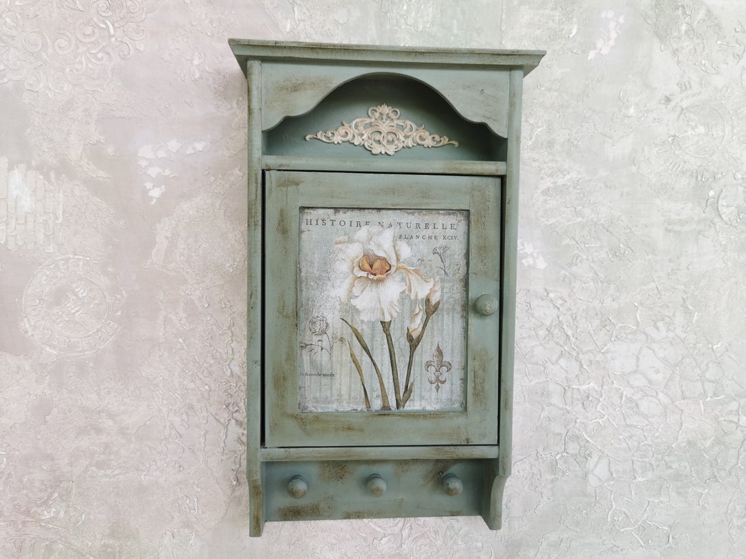 Wooden Key Box in Sage Color, Key Box Decorated With Iris, Vintage ...