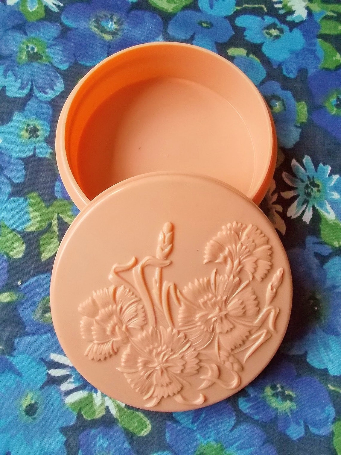 Vintage Early Plastic Powder Pot With Lid Berton of London - Etsy