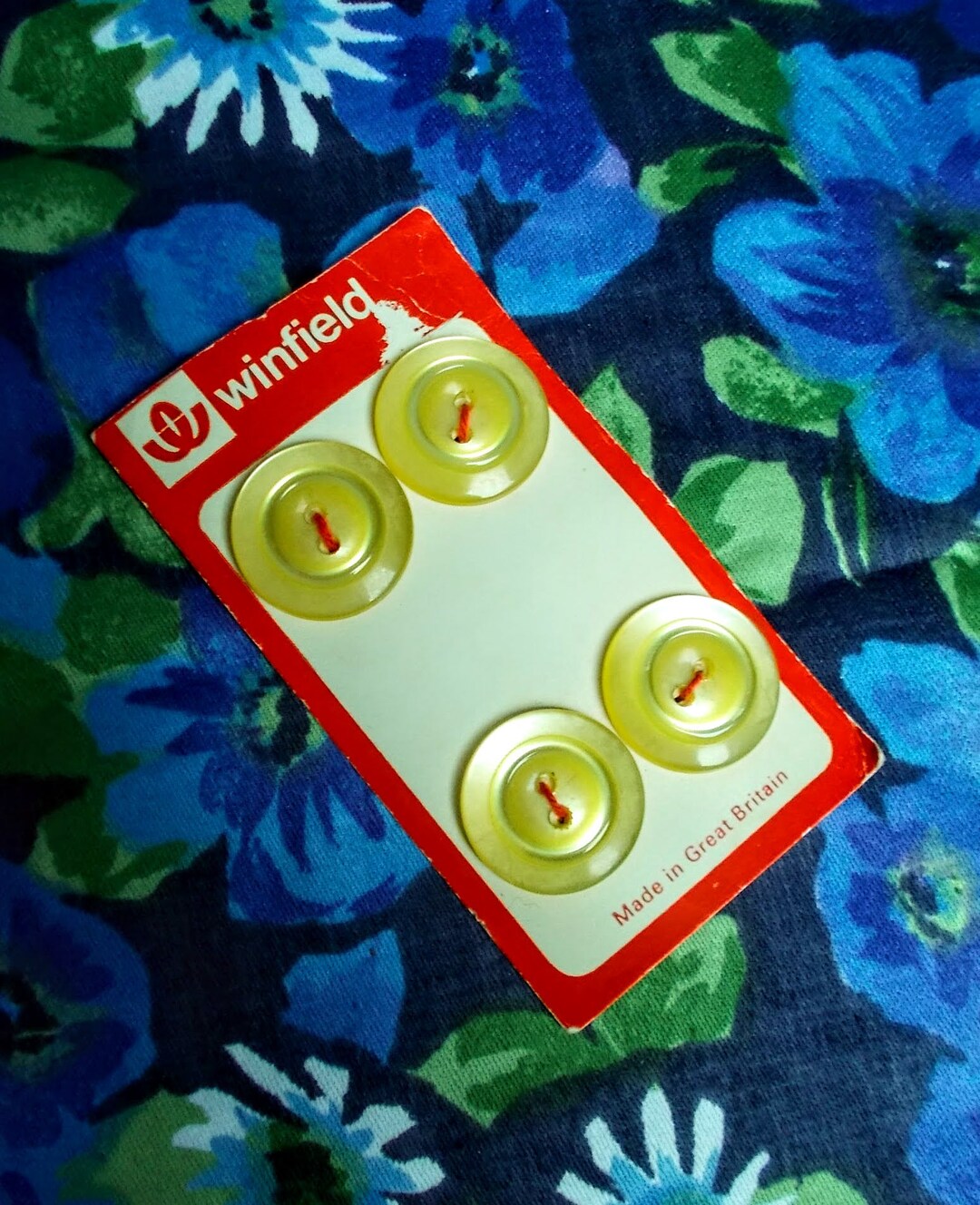 Vintage 'woolworth' Carded Plastic Buttons 1970s Soft Lemon Yellow 4 ...