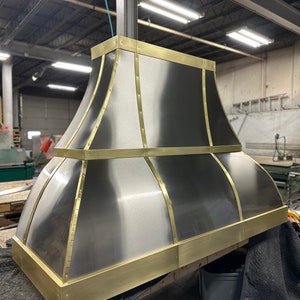Stainless Steel Stylish Bell Curve Range Hoods: Customizable Metal ...