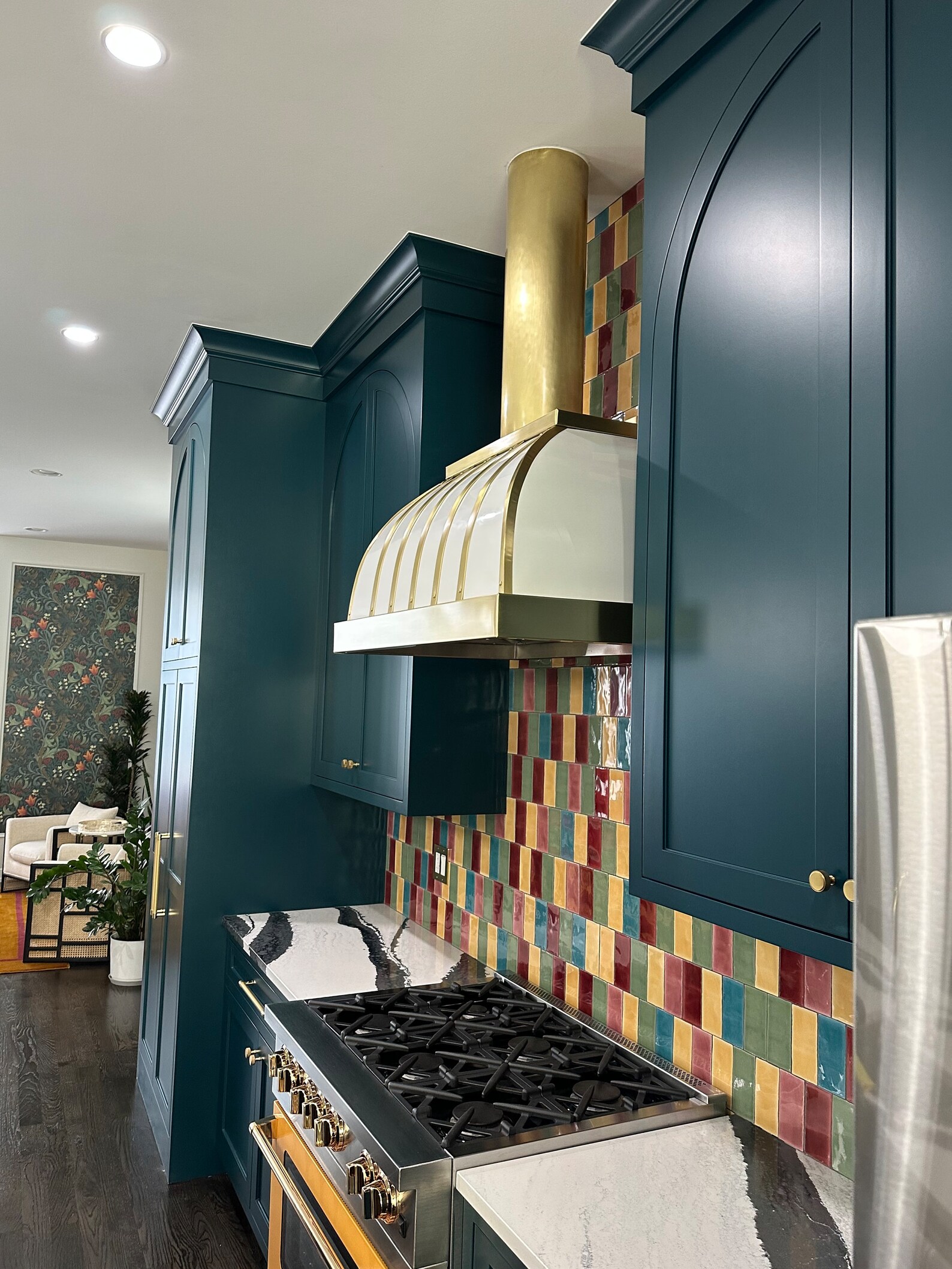 White and Brass Custom Kitchen Hood! - Etsy