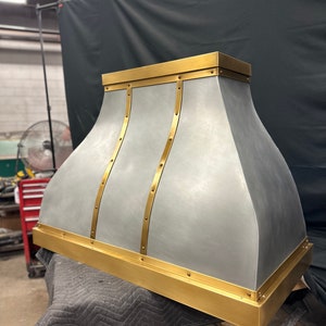 Custom Range Hoods | USA Made | Custom Copper Hoods, Inc. | Light ...