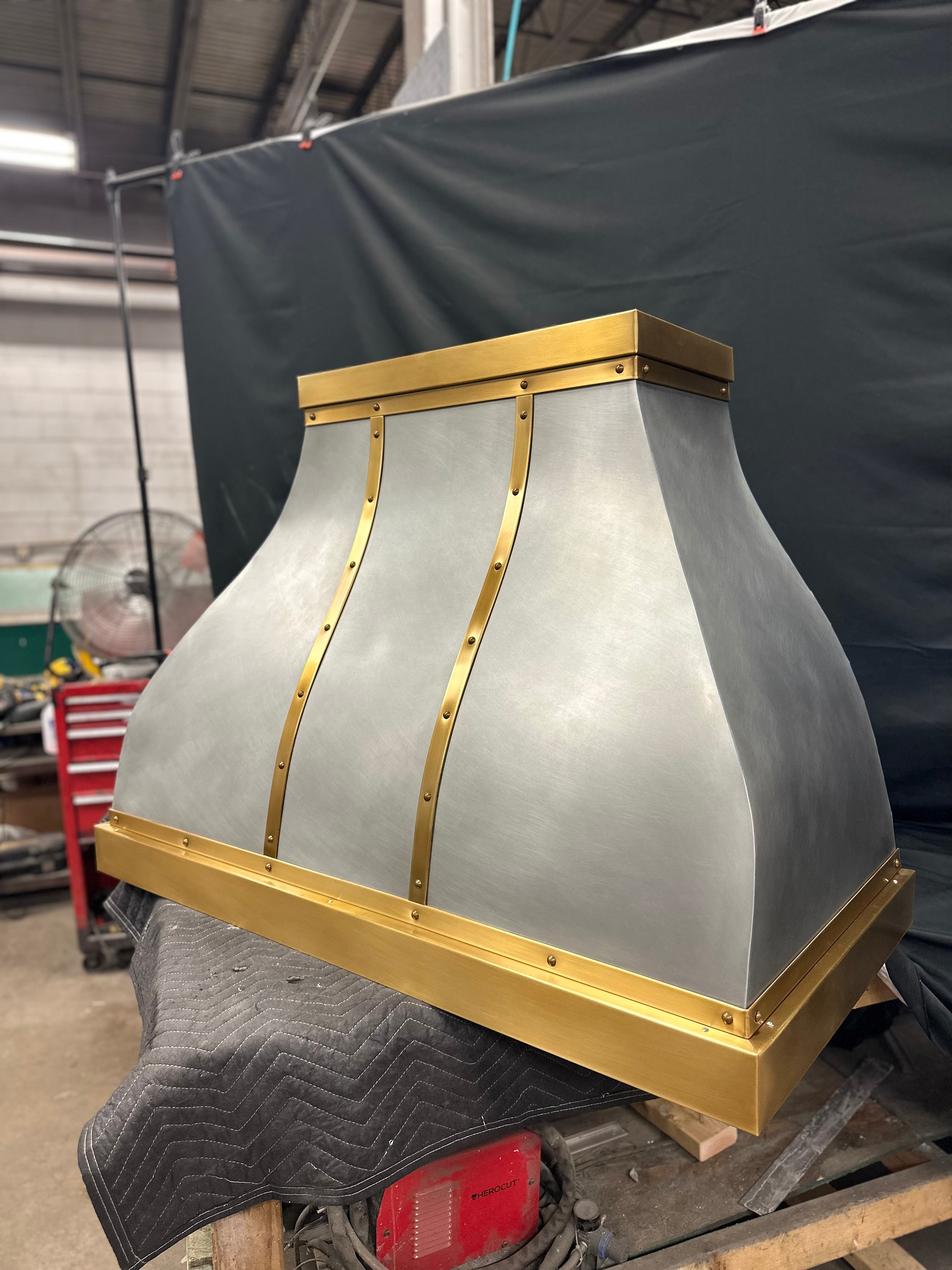 Custom Range Hoods | USA Made | Custom Copper Hoods, Inc. | Light ...