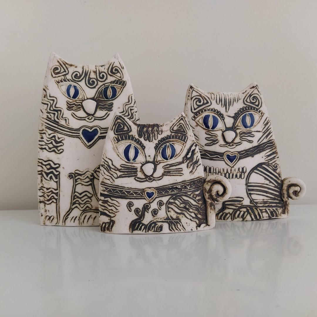 Ceramic Cat Set .set of Three Sizes of Ceramic Cat Figures. Ceramic Cat ...