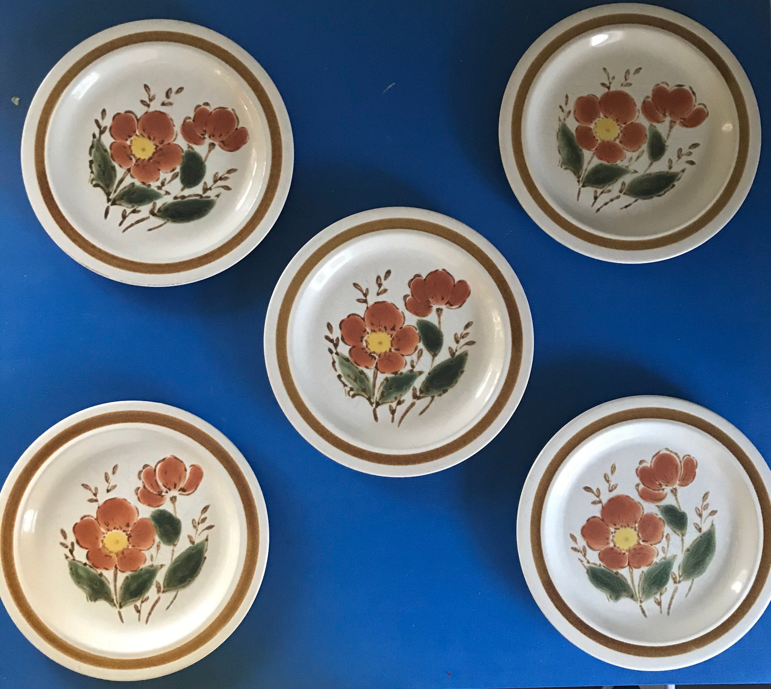 vintage-plate-set-70s-floral-pattern-etsy