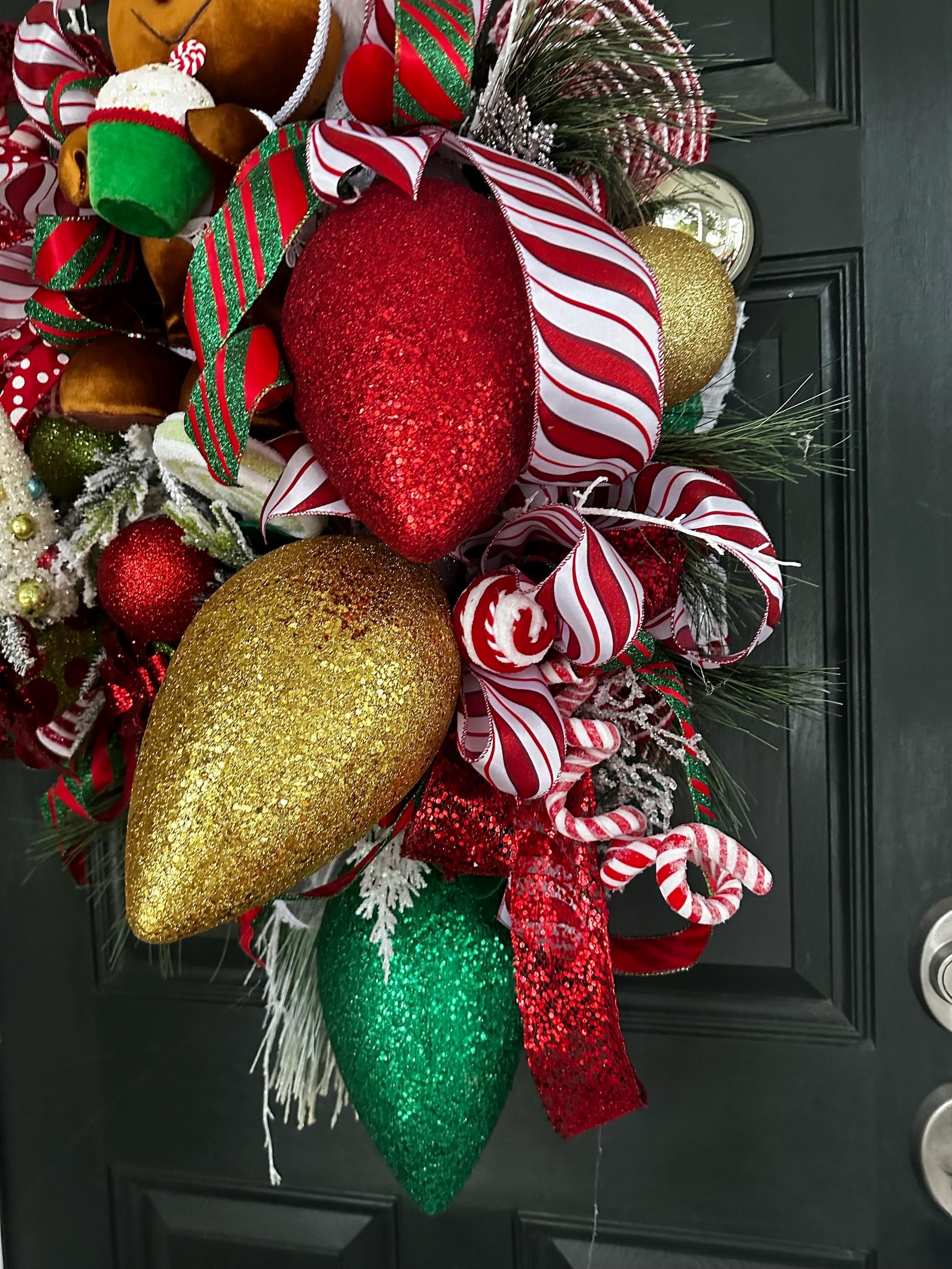Christmas Wreath, Elf Wreath, Candy and Elf, Light Bulbs and Elf - Etsy