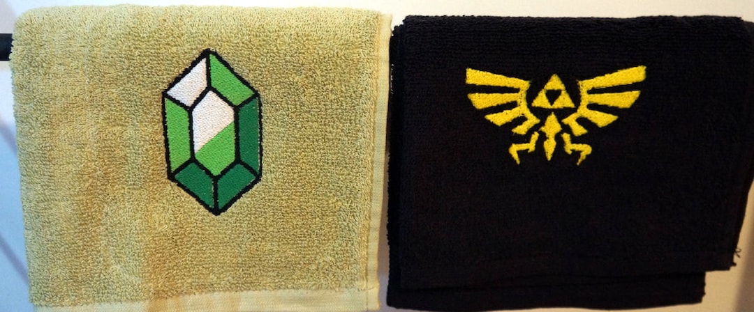 Legend of Zelda Hyrule Hyruian Family Royal Crest Bird Emblem Rupee ...