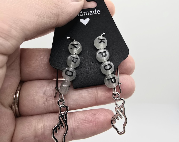Glow in the Dark K-pop Letter Beads and K-pop Finger Heart Dangle ...