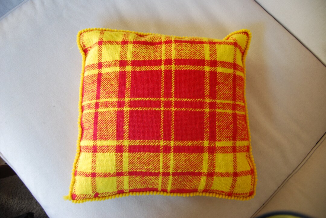 Macmillan Tartan Needlepoint Pattern - Etsy UK