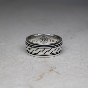 Geometric Pattern Wedding Rings Set, Chain Styled, Personalized Jewelry ...