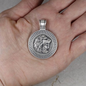 Hercules Round Pendant, Heracles Necklace With Braided Wheat Chain ...
