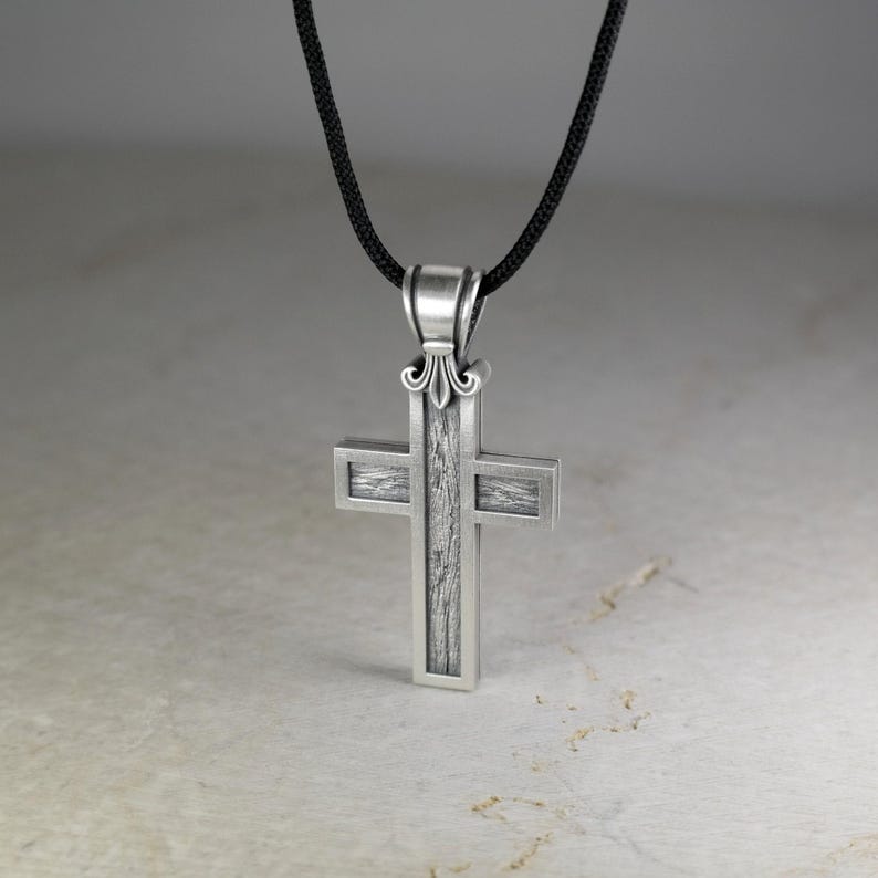 INRI Cross Pendant, Fleur De Lis Design Bail, Crucifix Necklace With ...