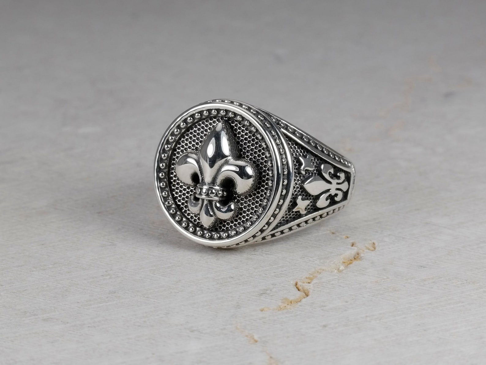 Chevalière Fleur De Lys Fleur De Lys Ring Signet Ring - Etsy