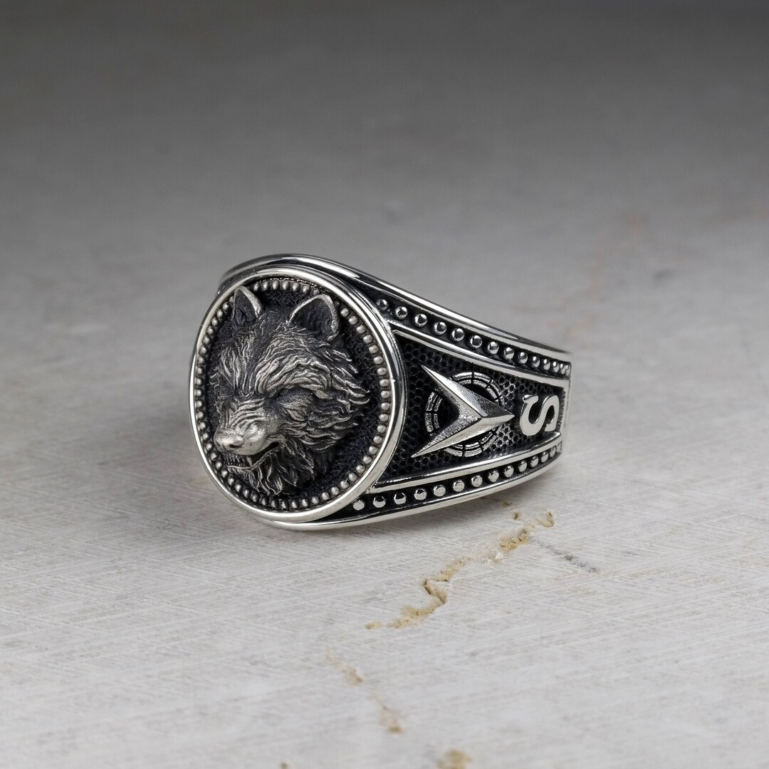 Wolf Head Ring With North Star Design, Alpha Majestic Comfort Fit ...
