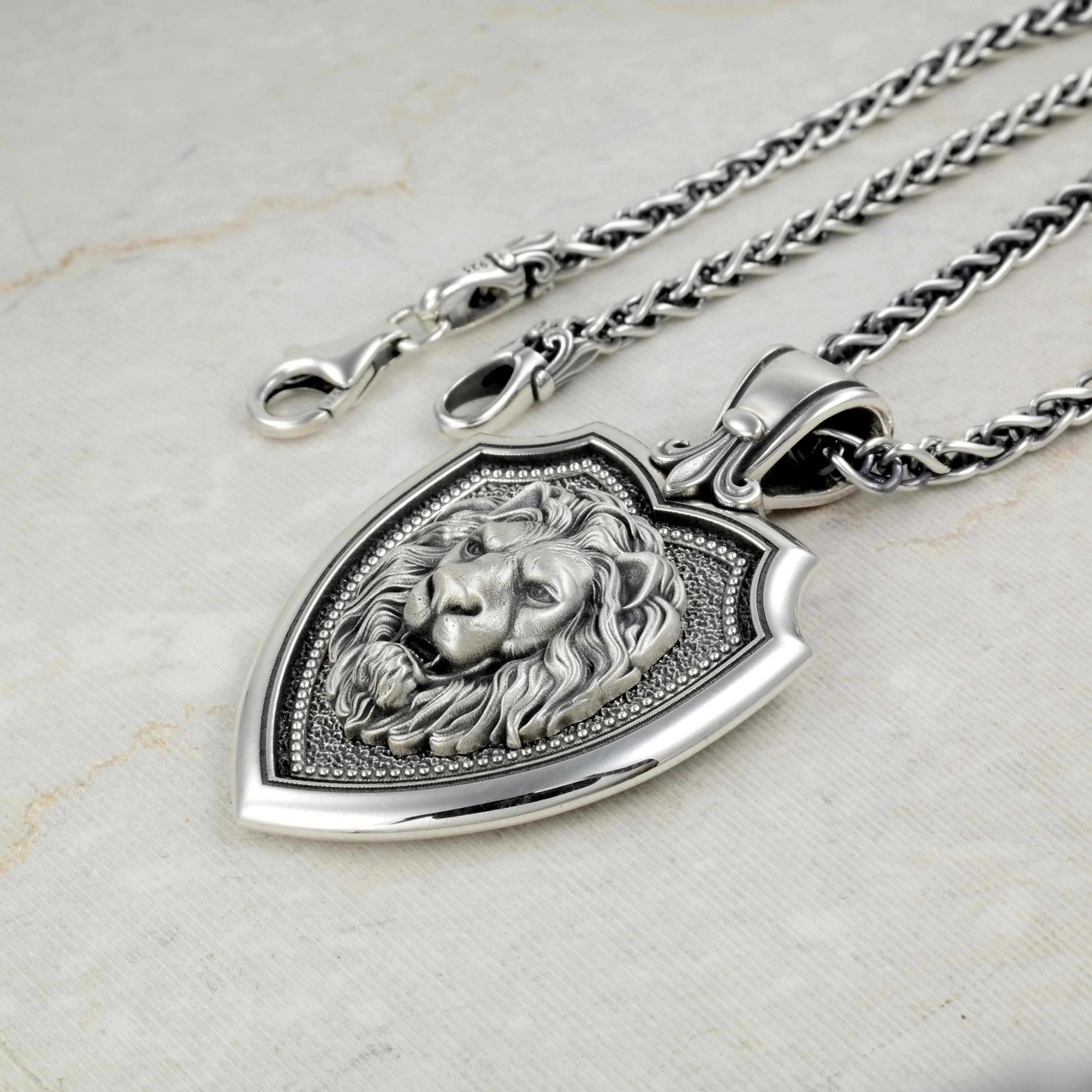 Big Shield Pendant With Lion Head and Fleur De Lis Bail, 3.5mm Wheat ...
