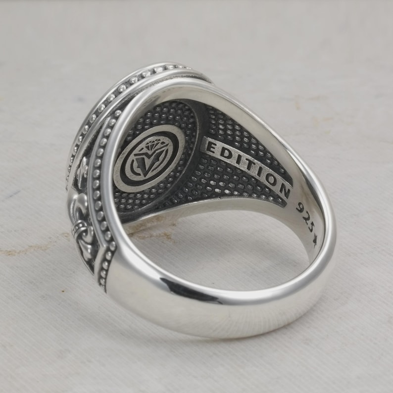 Mens Silver Signet Ring With Jesus Christ Face and Ringside View Fleur ...