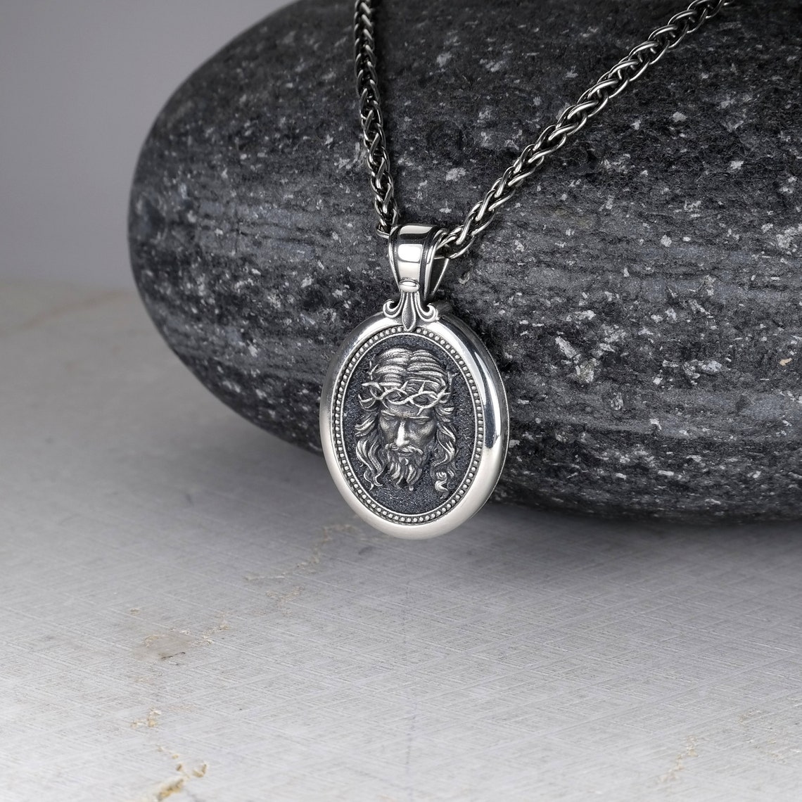 Jesus Christ Face With Oval Frame Pendant Christ Faith | Etsy