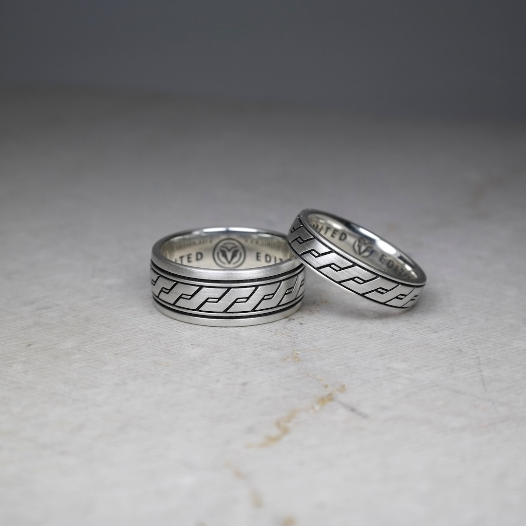 Geometric Pattern Wedding Rings Set, Chain Styled, Personalized Jewelry ...
