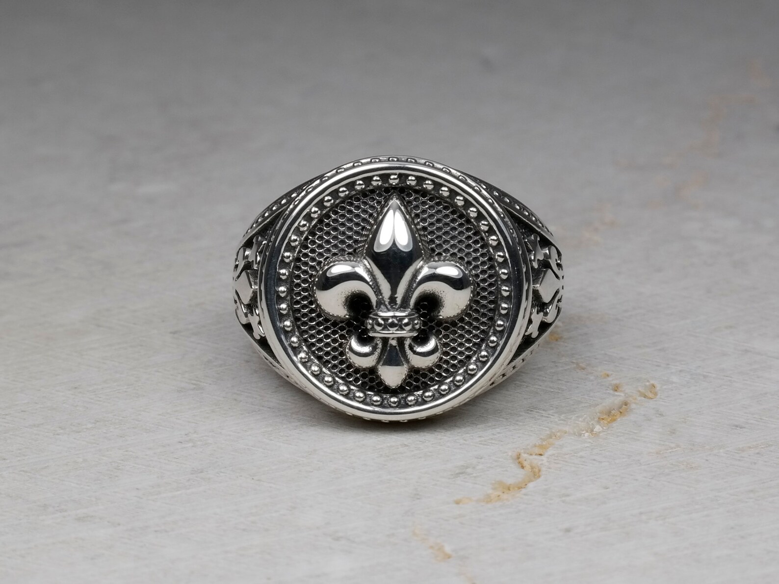 Chevalière Fleur De Lys Fleur De Lys Ring Signet Ring - Etsy