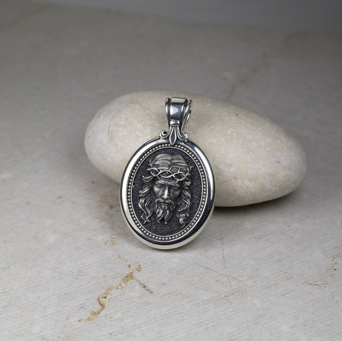 Jesus Christ Face With Oval Frame Pendant Christ Faith | Etsy