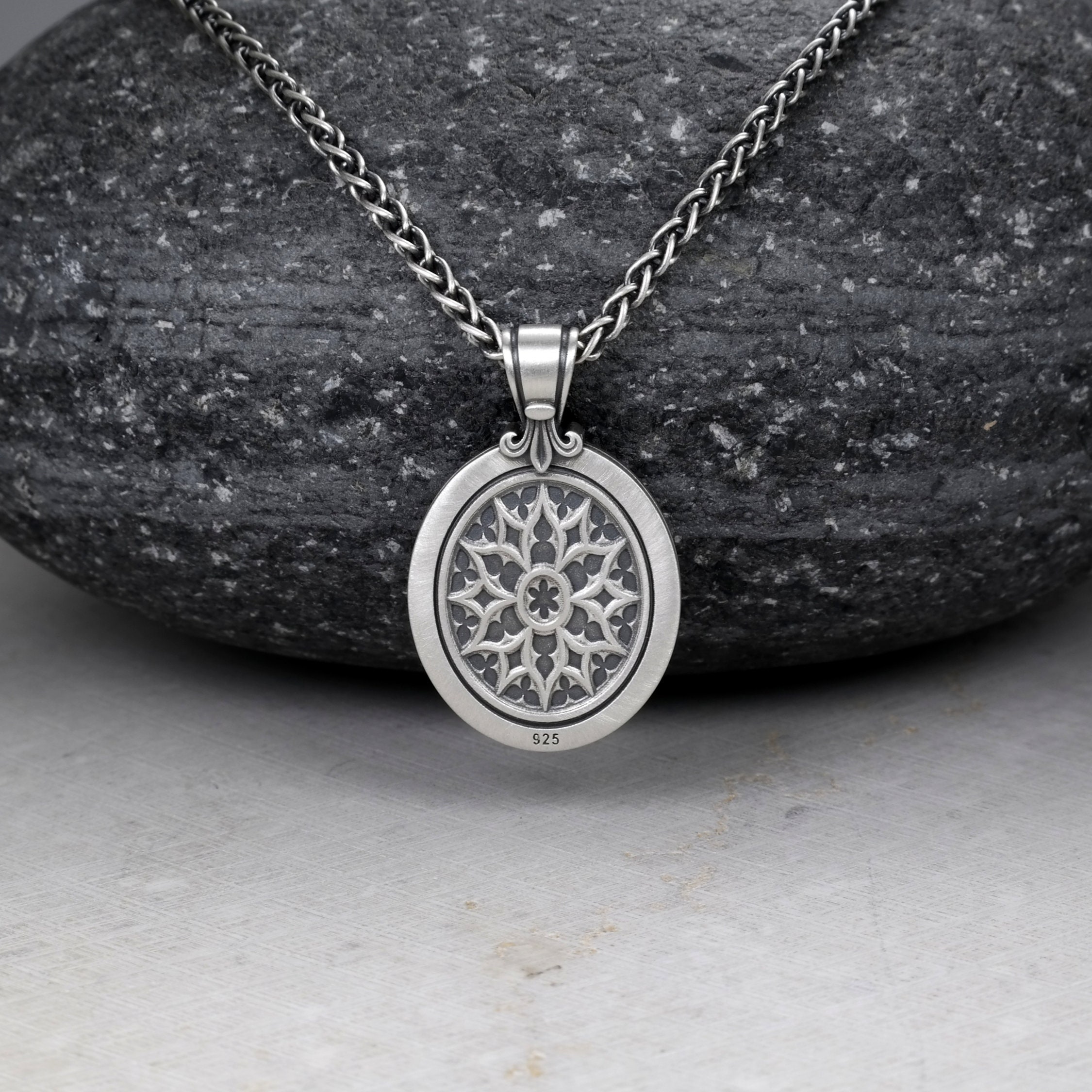 Jesus Christ Face With Oval Frame Pendant With 2.5mm Spiga - Etsy