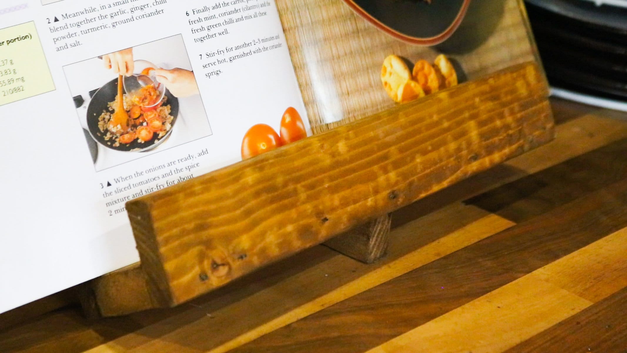 Woodworking PLANS: Easy DIY Cookbook Holder | Recipe Cook Book Stand ...