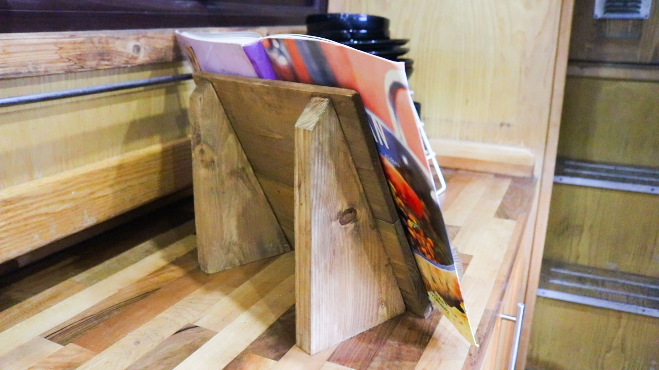Woodworking PLANS: Easy DIY Cookbook Holder | Recipe Cook Book Stand ...