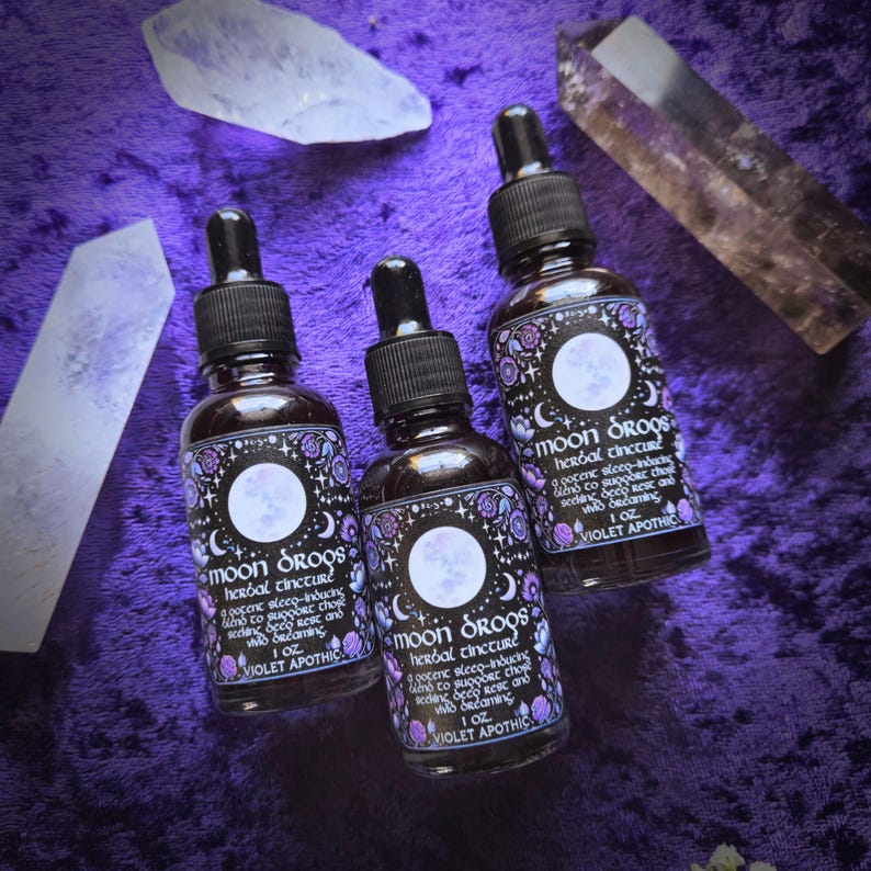 Full Moon Dream Potion: Blue Lotus and Mugwort, Shimmering Purple ...