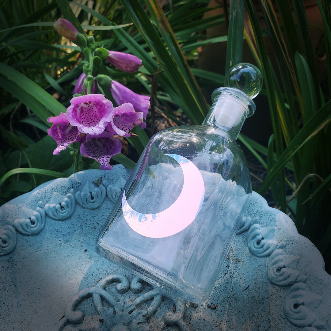 Crystal Ball Moon Decanter | Witchcraft Bottle | Witchcraft Ritual ...