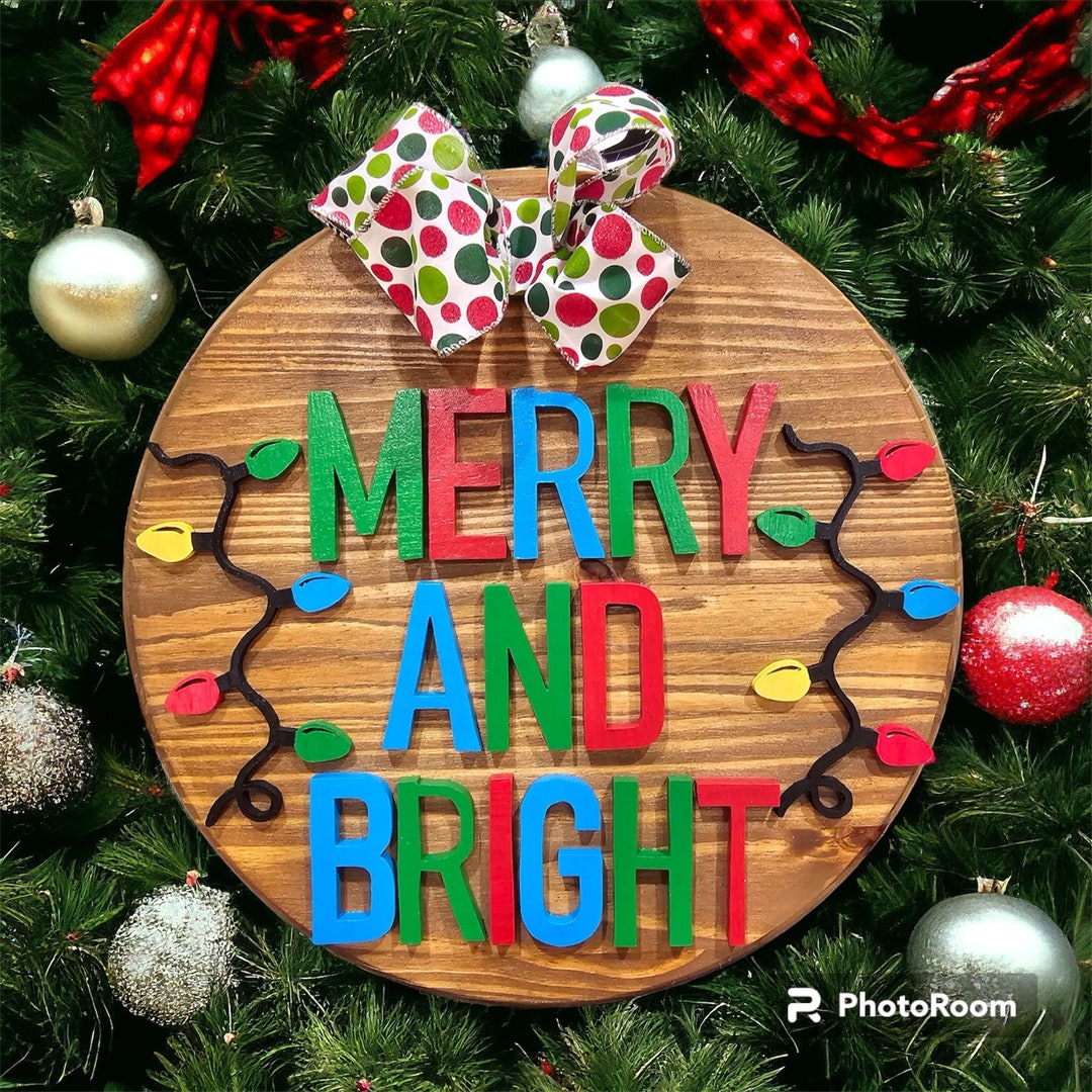 15" Christmas Door Wreath, Merry and Bright Door Sign, Christmas Lights ...