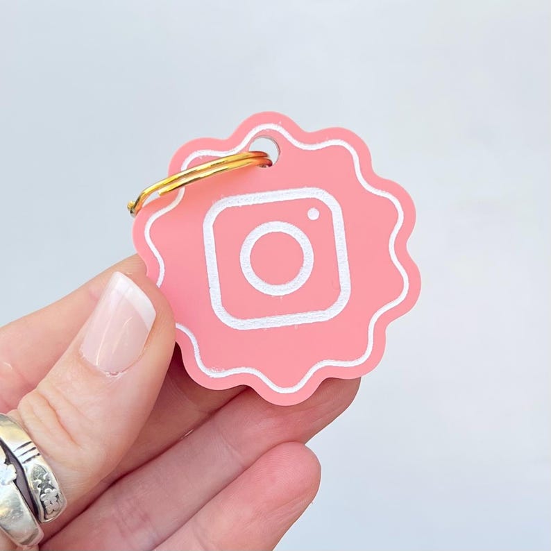 Smart Keychain Social Media NFC Tag Tap to Follow for Social Media ...