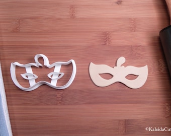 Girly Sleep Mask Cookie Cutter - Etsy