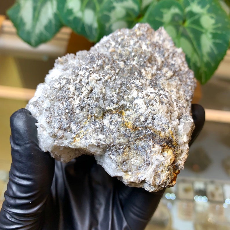 Hydroxylherderite Crystals W/ Quartz & Muscovite Mica "stacks" on ...