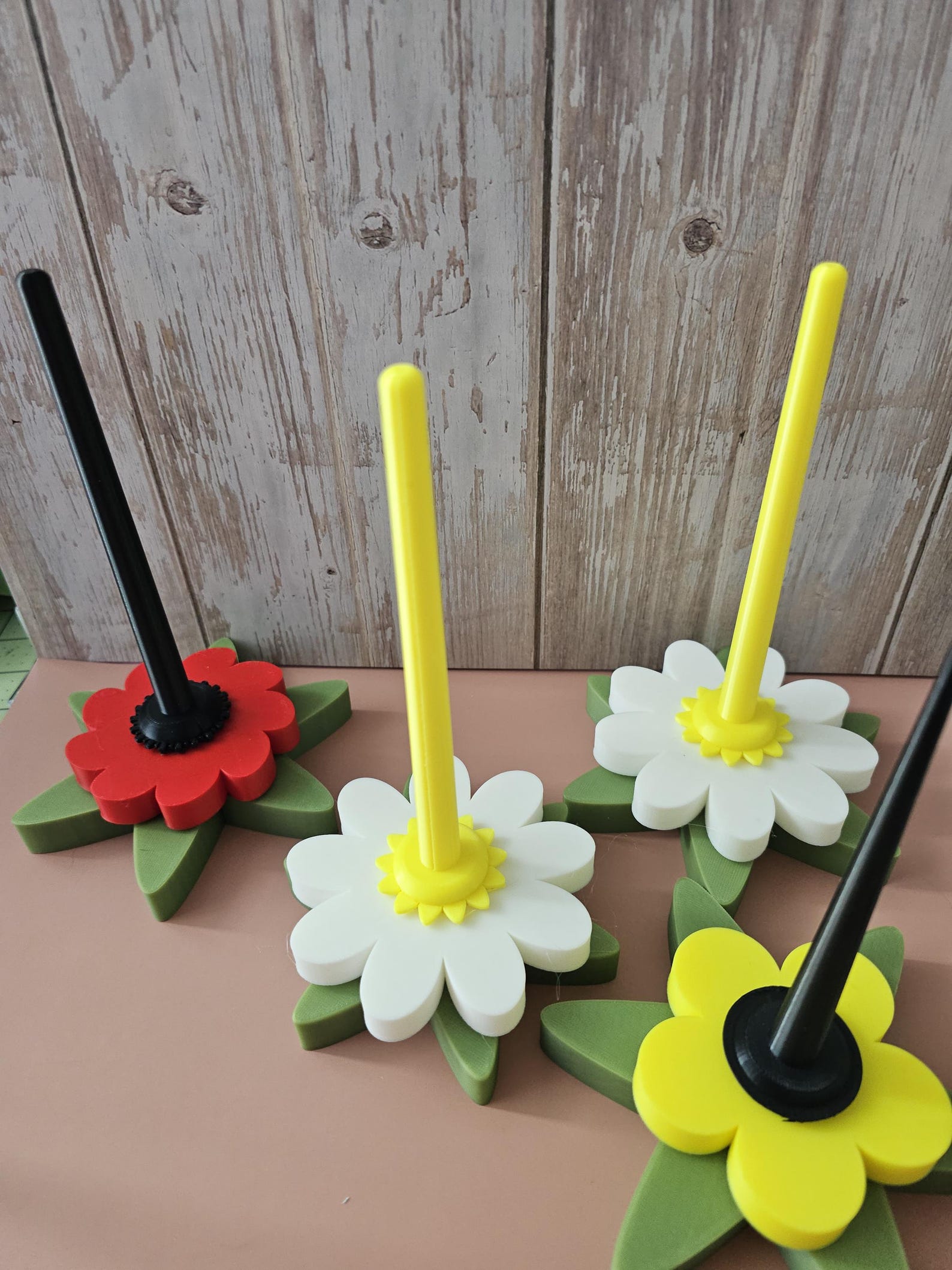 The Glide Spinner Daisy Flower – Crochet/knitting Yarn Spinner| Yarn ...