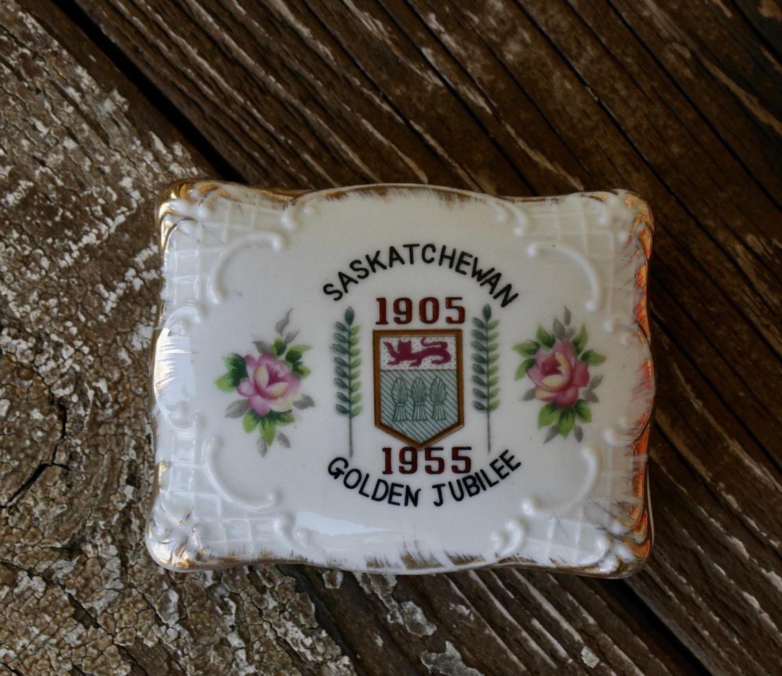 Saskatchewan 1905 1955 Golden Jubilee souvenir trinket box | Etsy