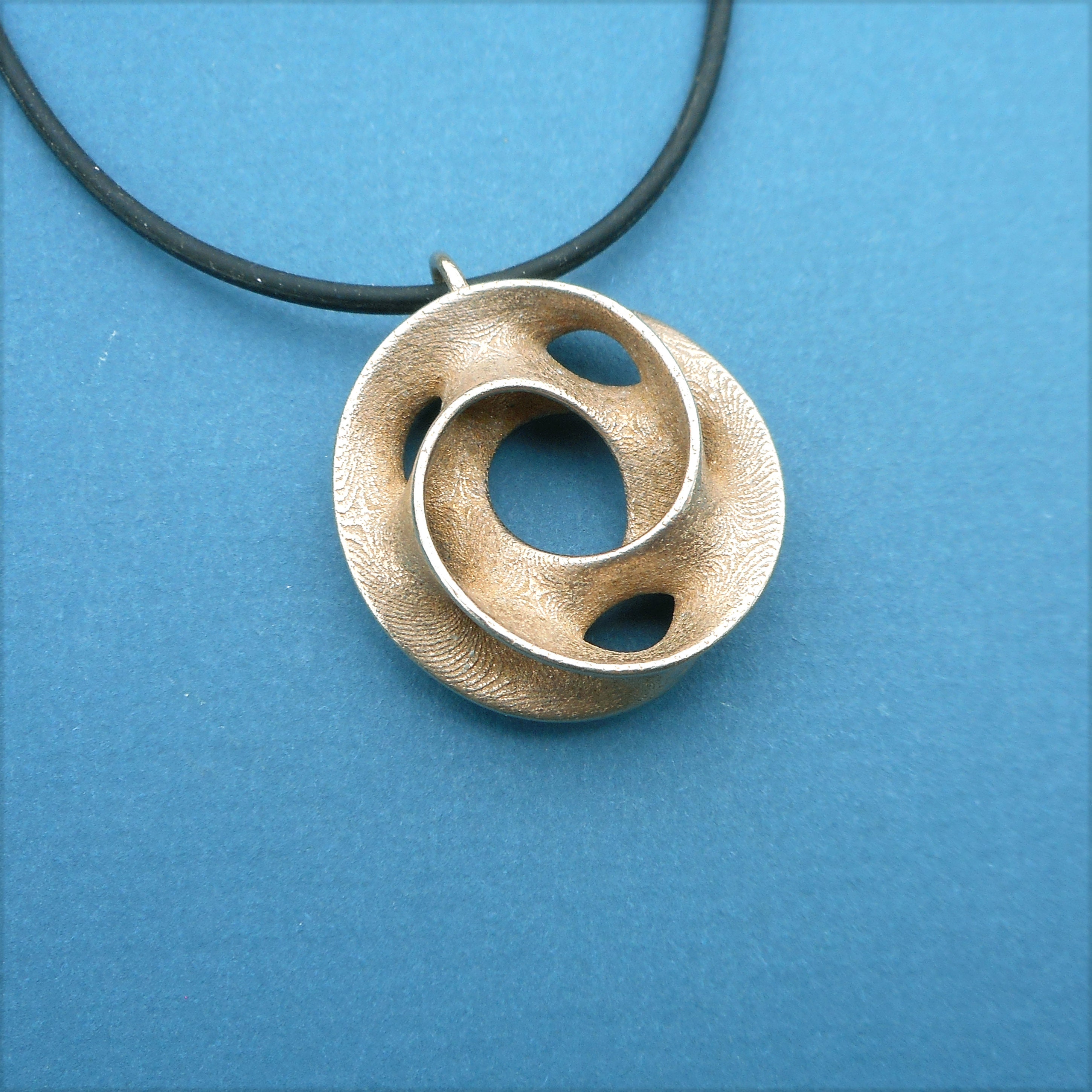 Minimal 3D Printed Pendant in Steel & Bronze 3D Printed | Etsy